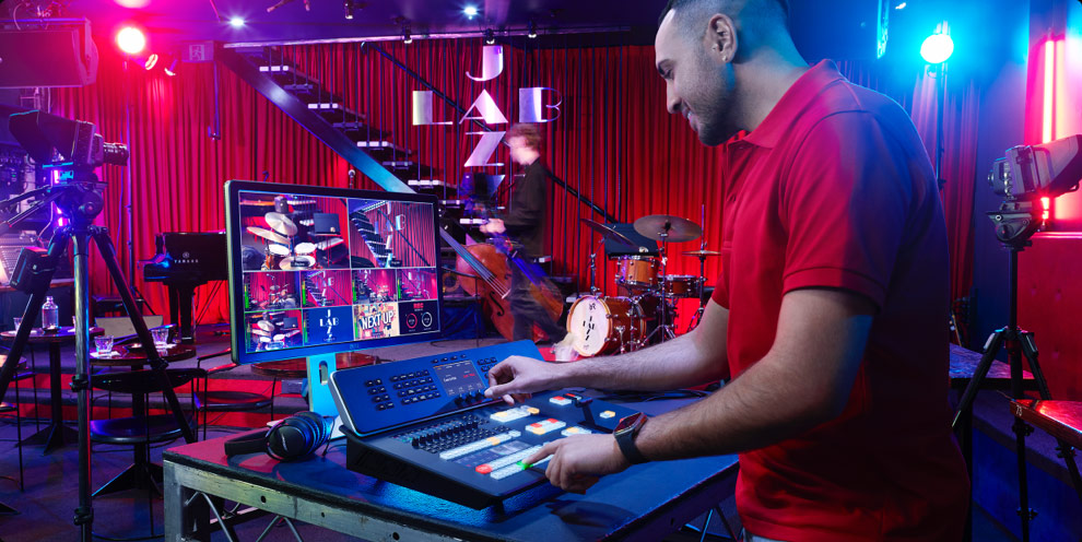 Blackmagic ATEM Television Studio HD8 | Visual Focus